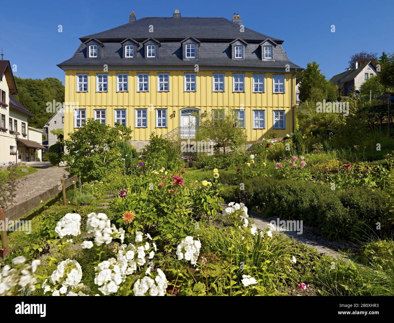 Heimat hi-res stock photography and images - Alamy
