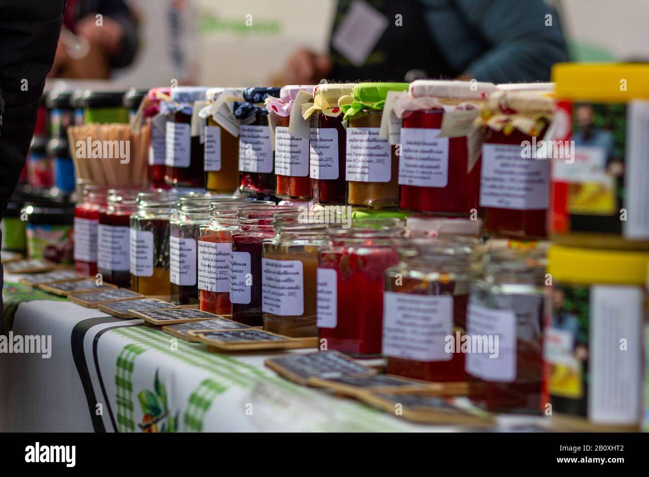 Jam jars display market hi-res stock photography and images - Alamy