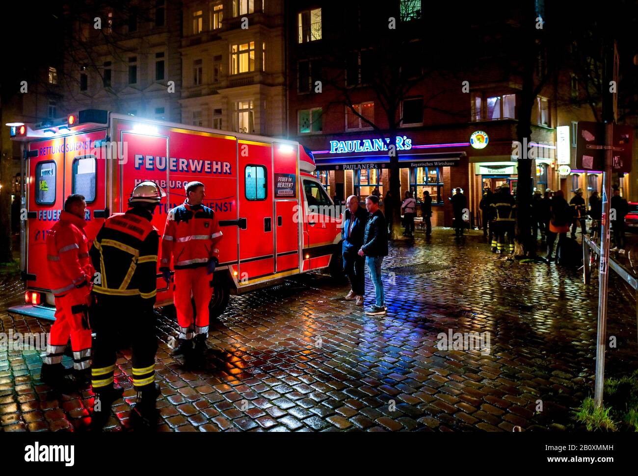 Bar brawl hi-res stock photography and images - Alamy