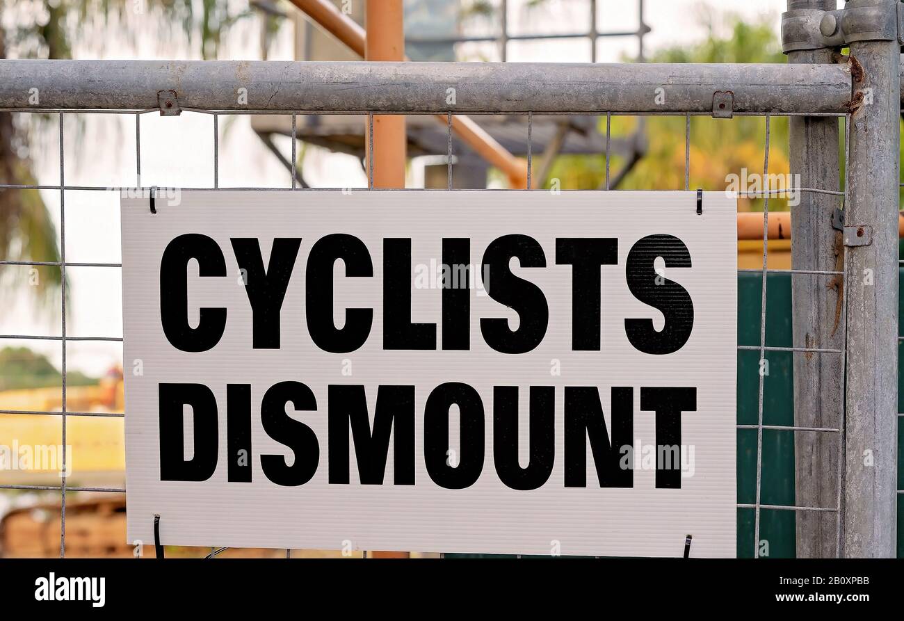 Stop and dismount sign hi-res stock photography and images - Alamy