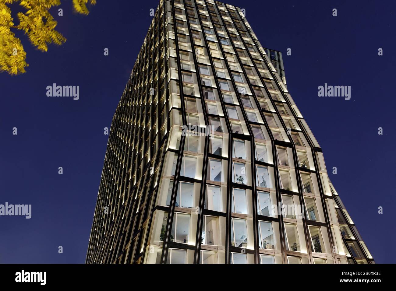 Dancing towers, modern high-rise building with 24 floors, Reeperbahn ...