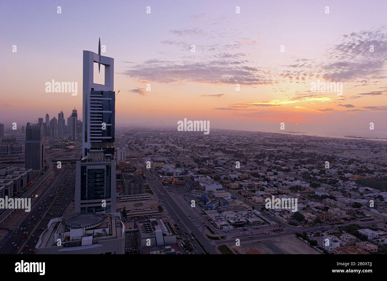 Chelsea tower at sheikh zayed road hi-res stock photography and images ...