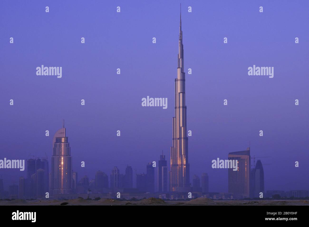 Dubai skyline at sunrise, United Arab Emirates Stock Photo - Alamy