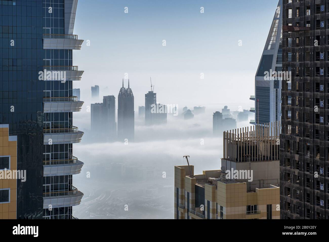 Fog in New Dubai, United Arab Emirates Stock Photo - Alamy