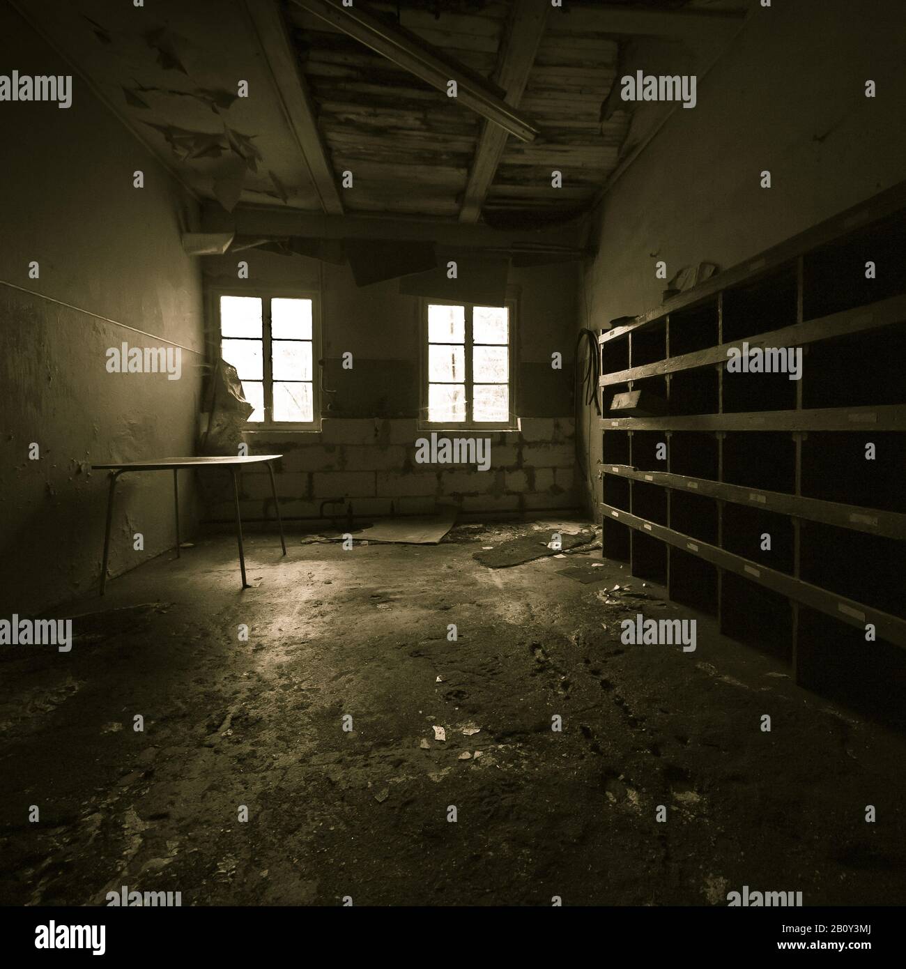 Old building photos hi-res stock photography and images - Alamy