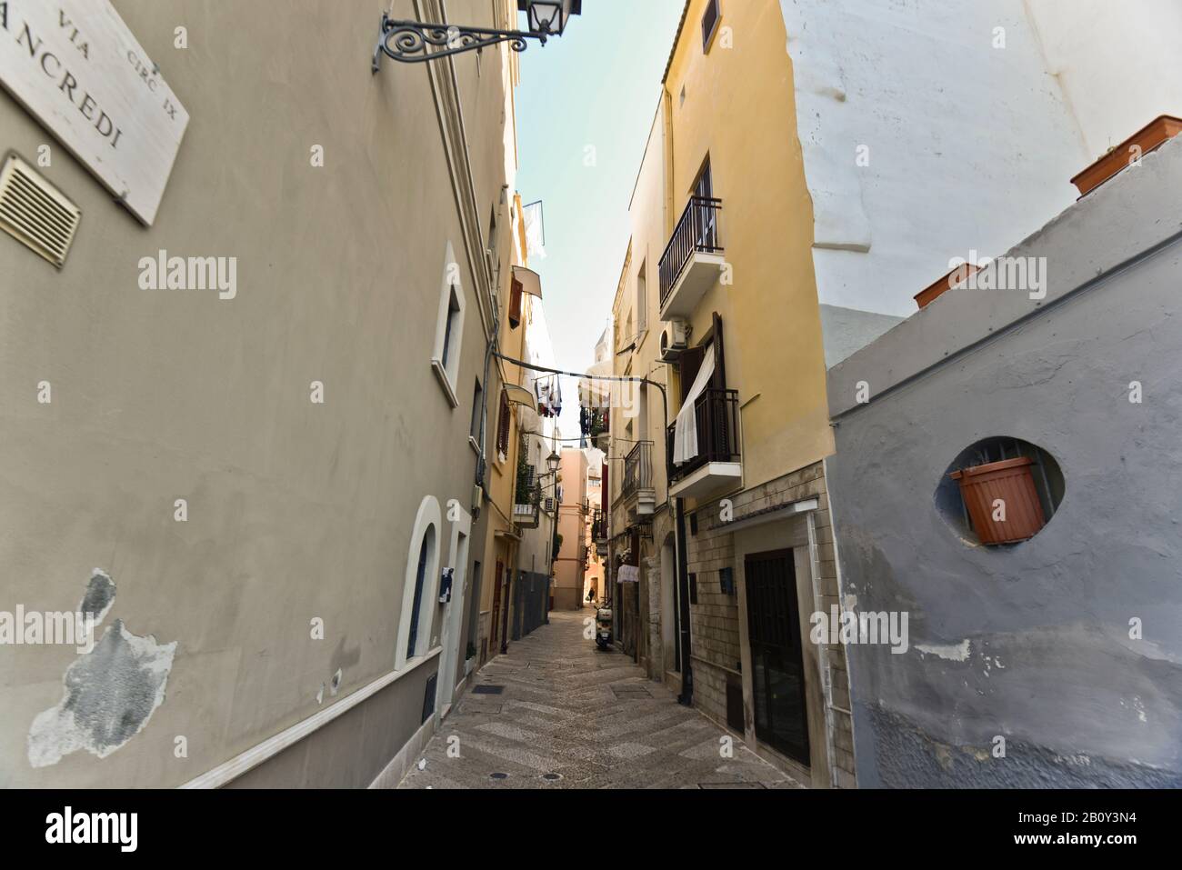 Vecchia puglia hi-res stock photography and images - Alamy