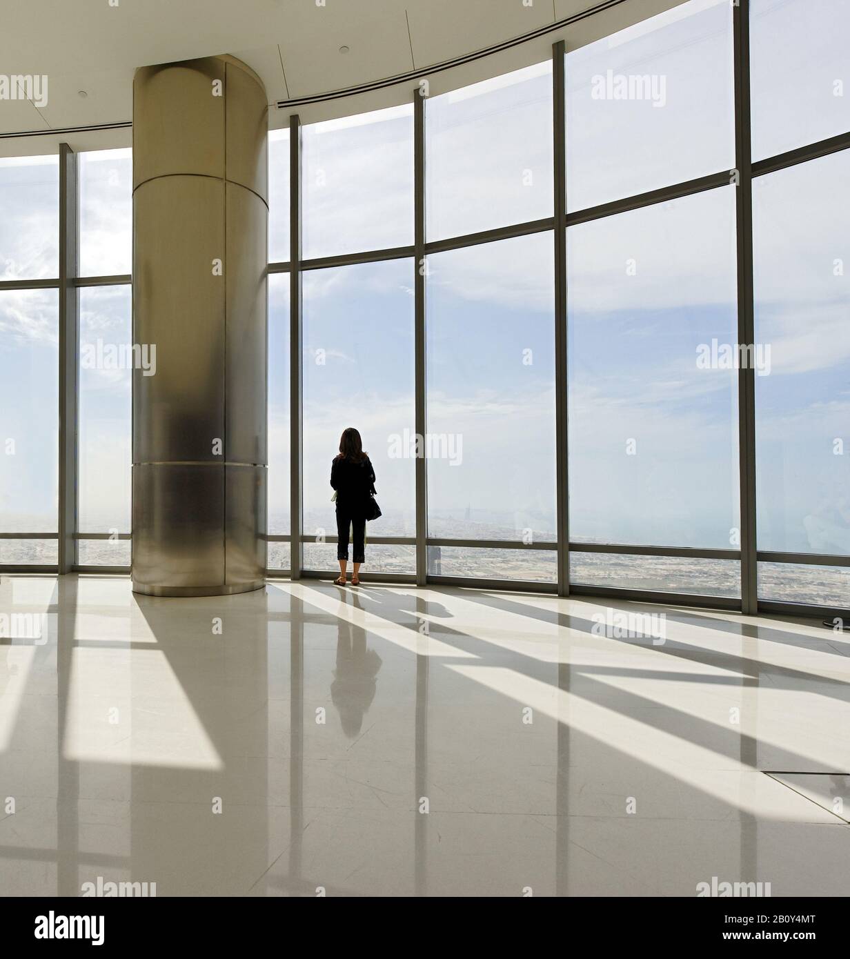 Burj khalifa the viewing platform hi-res stock photography and images ...