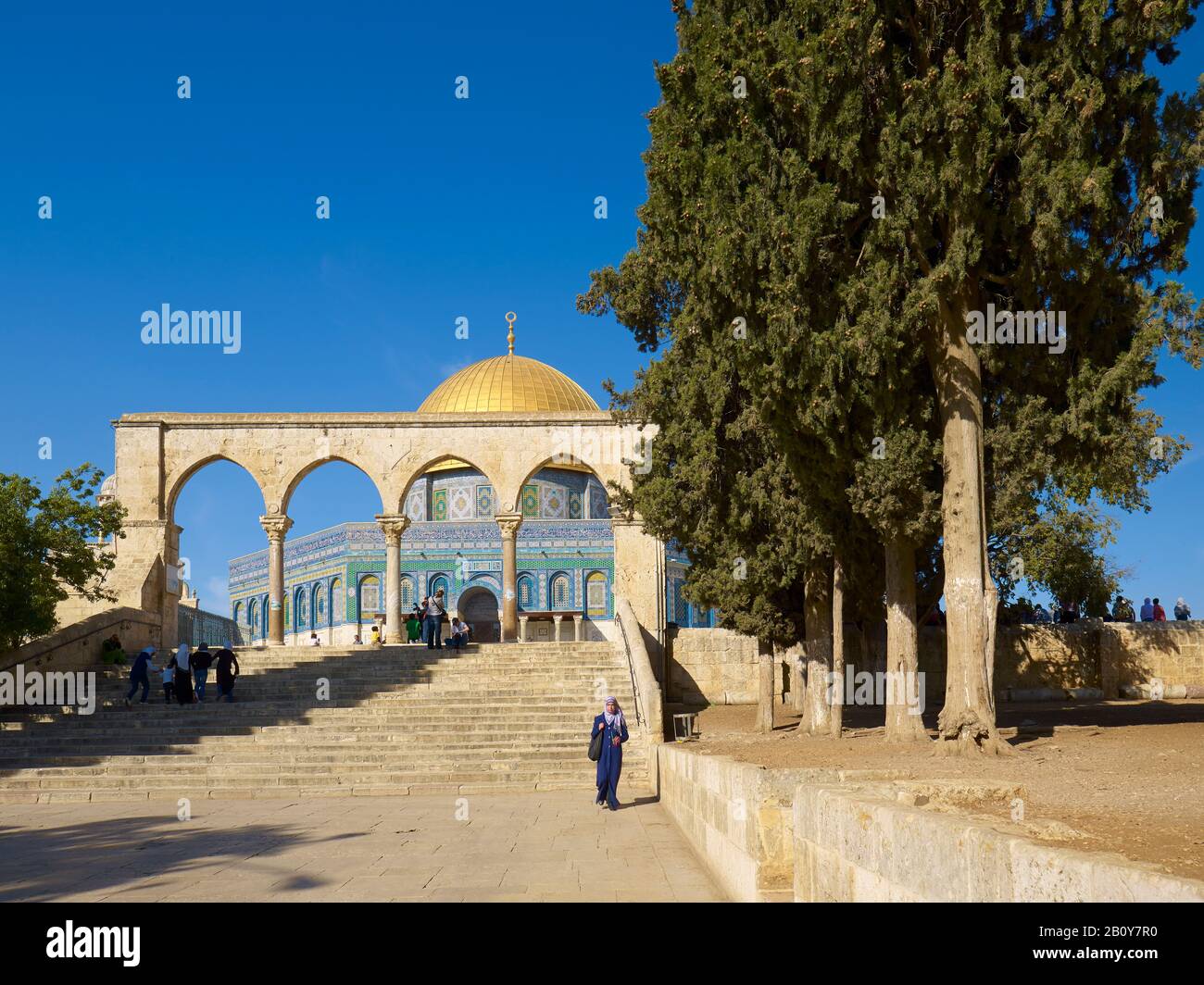 Temple temple temple temple dome hi-res stock photography and images ...