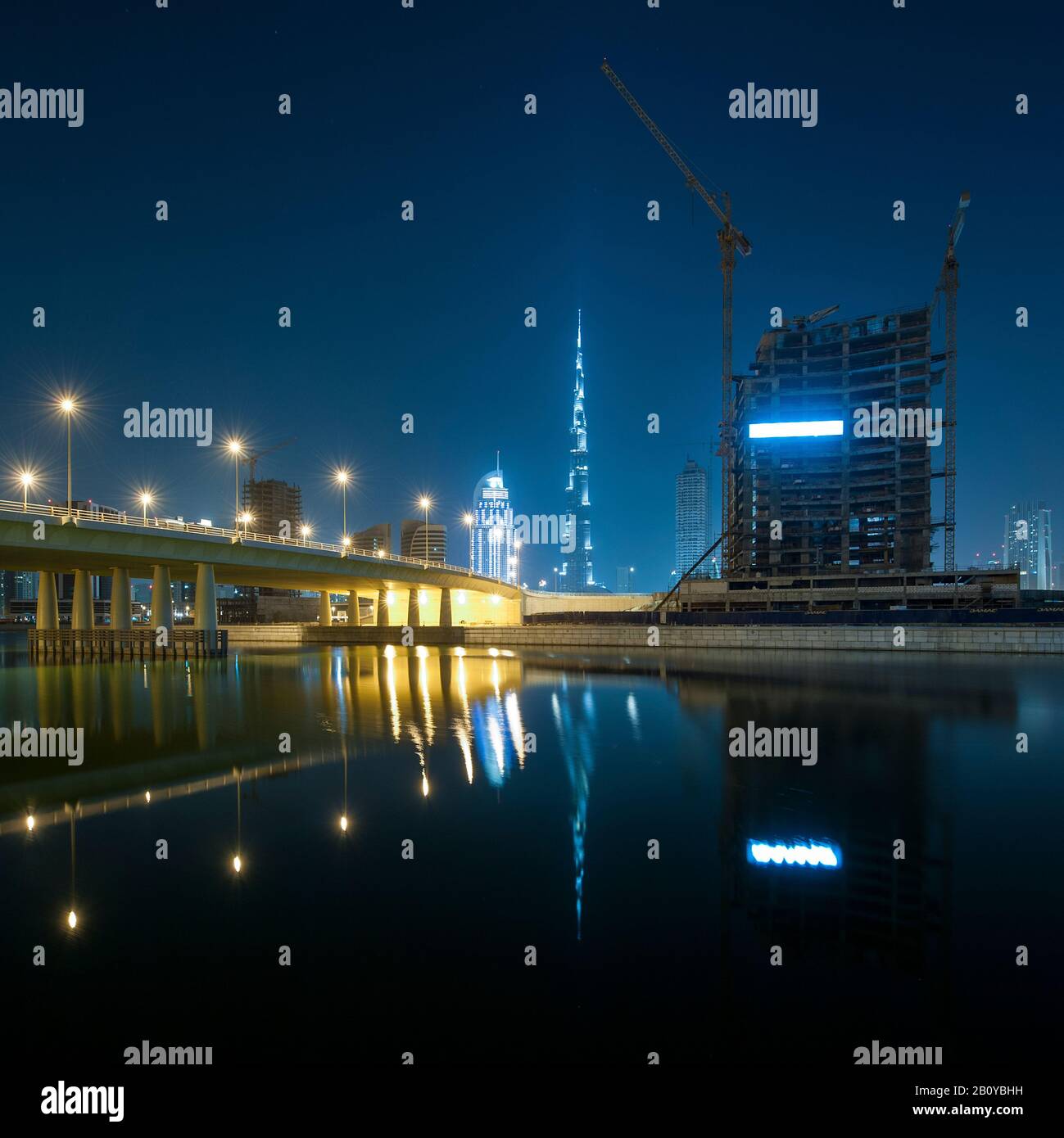 Burj khalifa construction site hi-res stock photography and images - Alamy