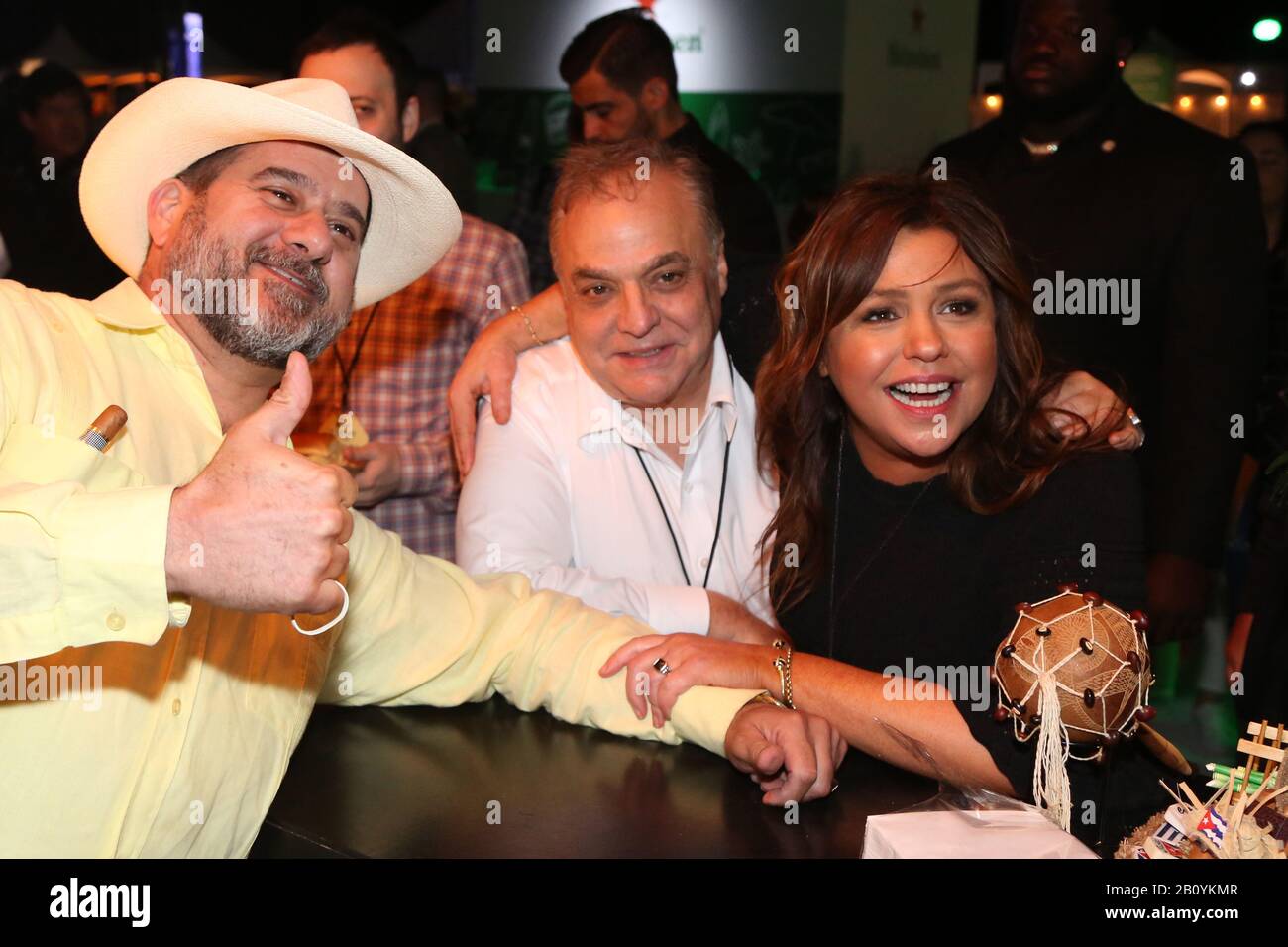 Rachael ray 2020 hi-res stock photography and images - Alamy