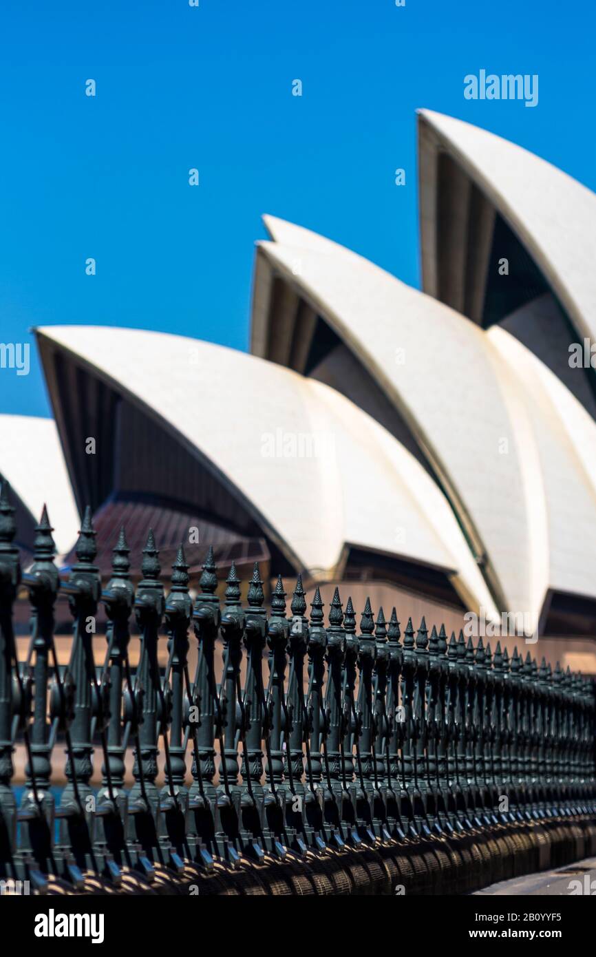 Sydney opera house construction hi-res stock photography and images - Alamy