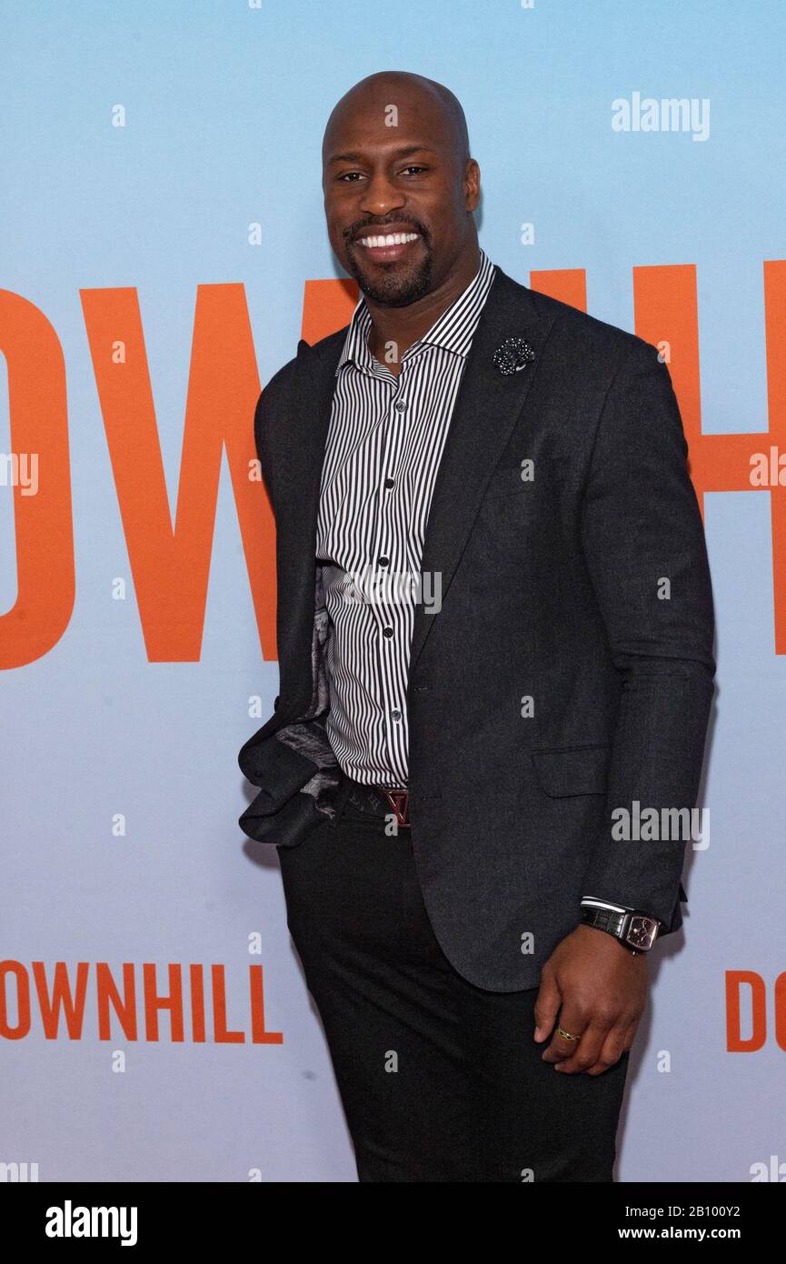 Vernon davis hi-res stock photography and images - Alamy