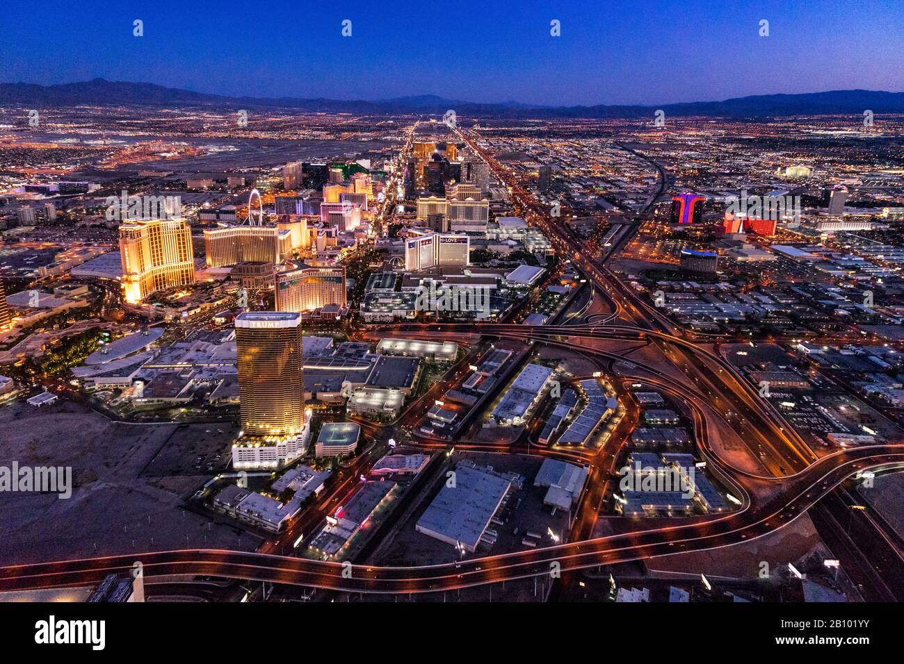 Birds eye view of las vegas strip hi-res stock photography and images ...