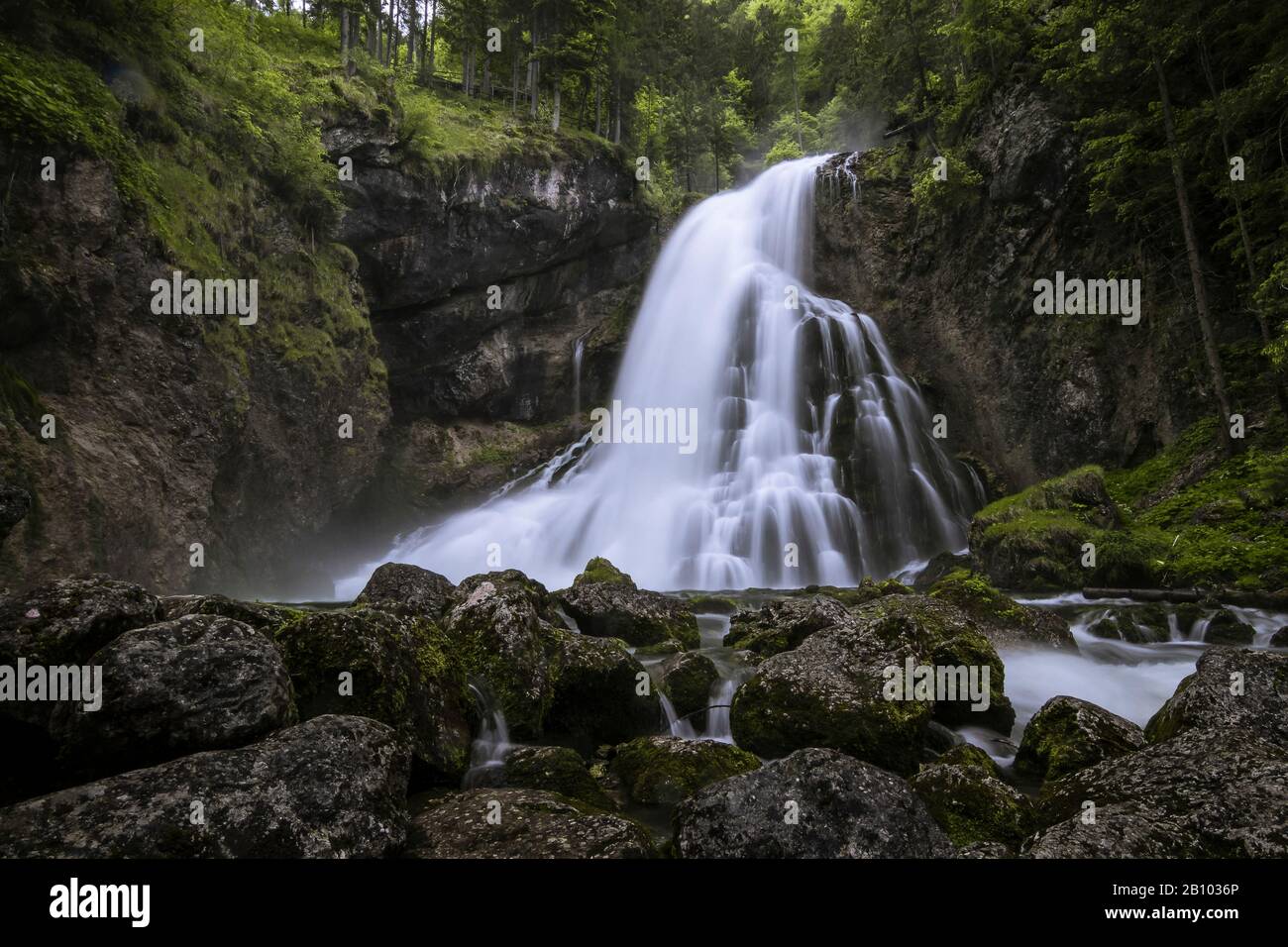 Golling falls hi-res stock photography and images - Alamy
