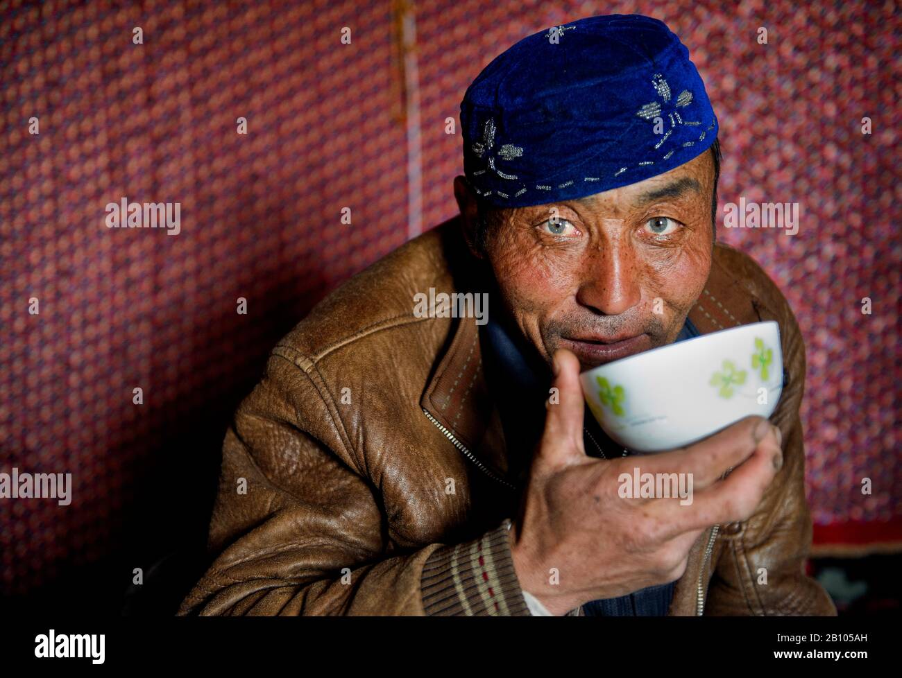 Male asiatic features hi-res stock photography and images - Alamy