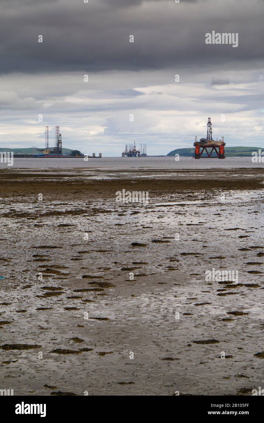 Oil and gas industry uk hi-res stock photography and images - Alamy