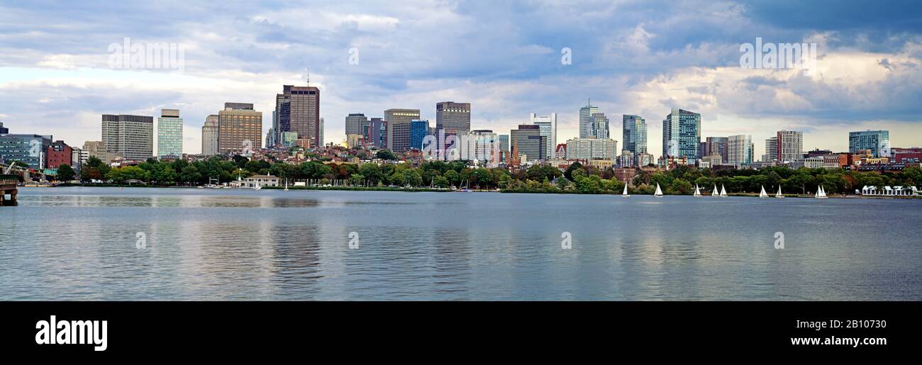 Boston skyline daytime hi-res stock photography and images - Alamy