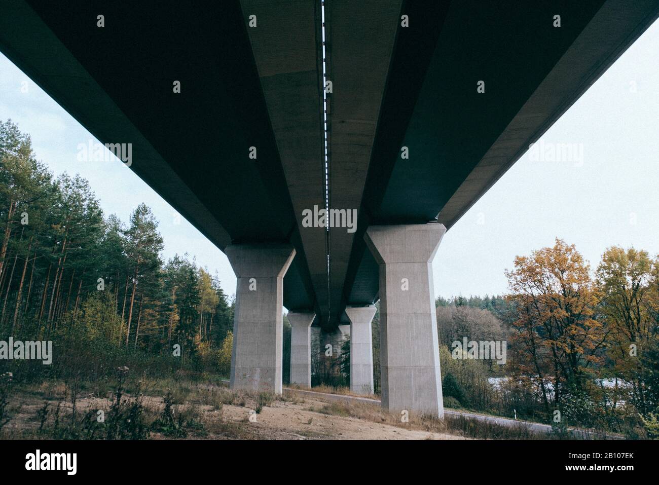 Motorway bridge from below hi-res stock photography and images - Alamy