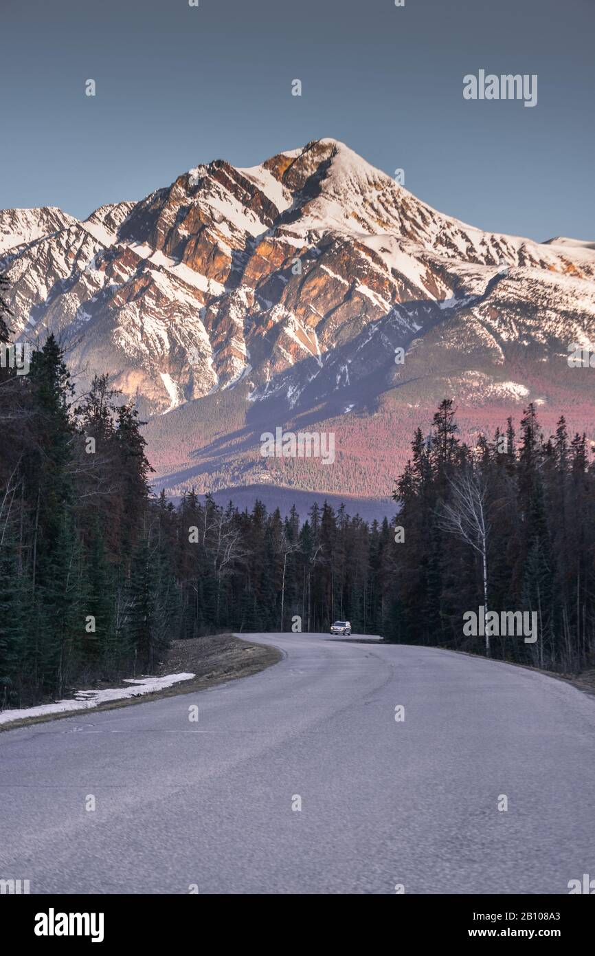 Discover alberta hi-res stock photography and images - Alamy