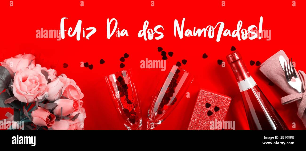 Feliz dia dos namorados. Valentine in portuguese Stock Photo - Alamy