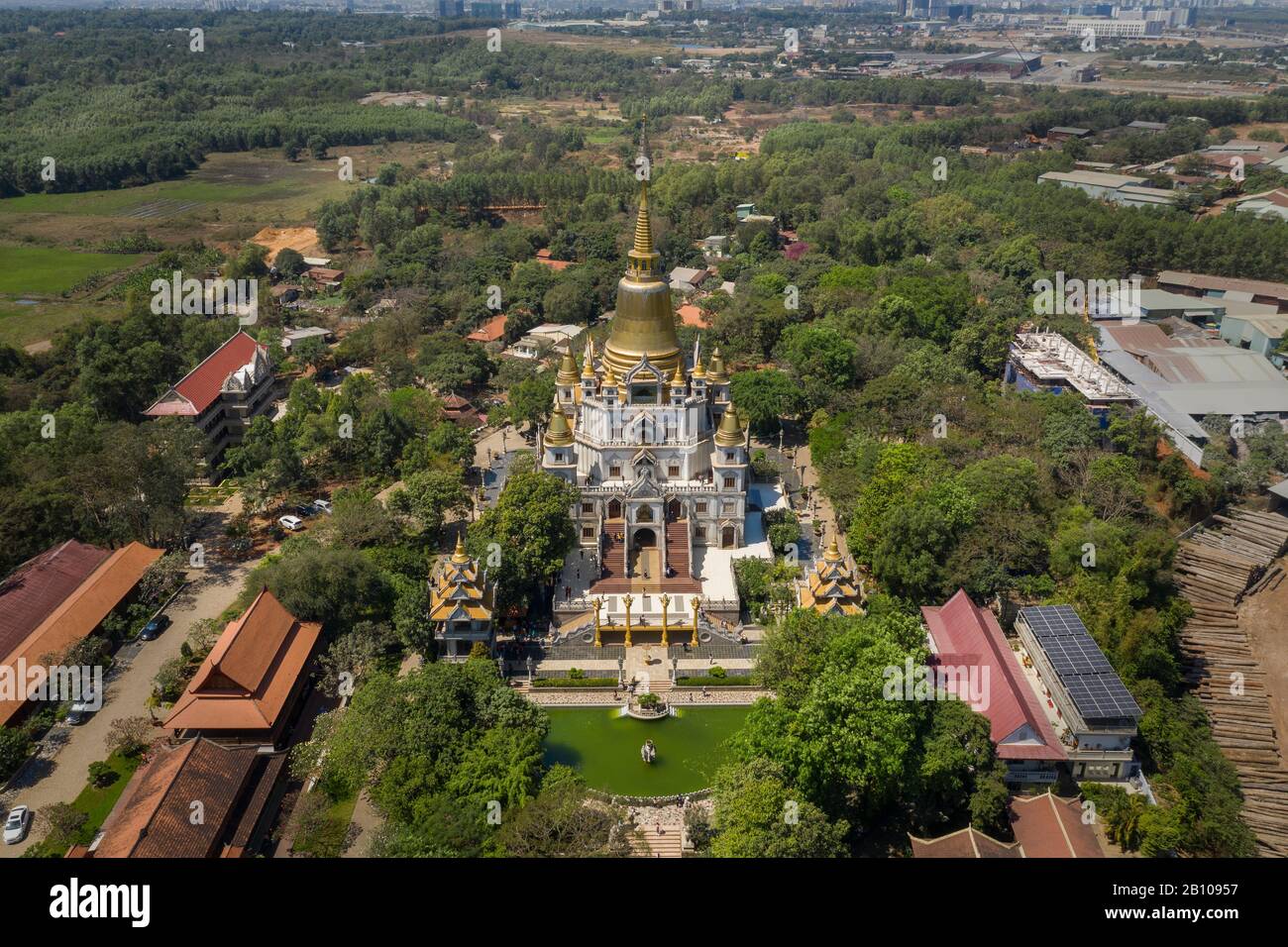 Buu long pagoda hi-res stock photography and images - Alamy