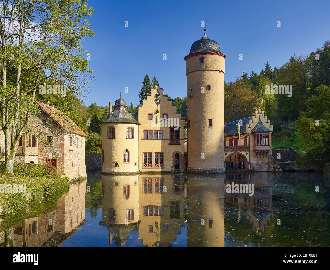 Mespelbrunn castle hi-res stock photography and images - Alamy