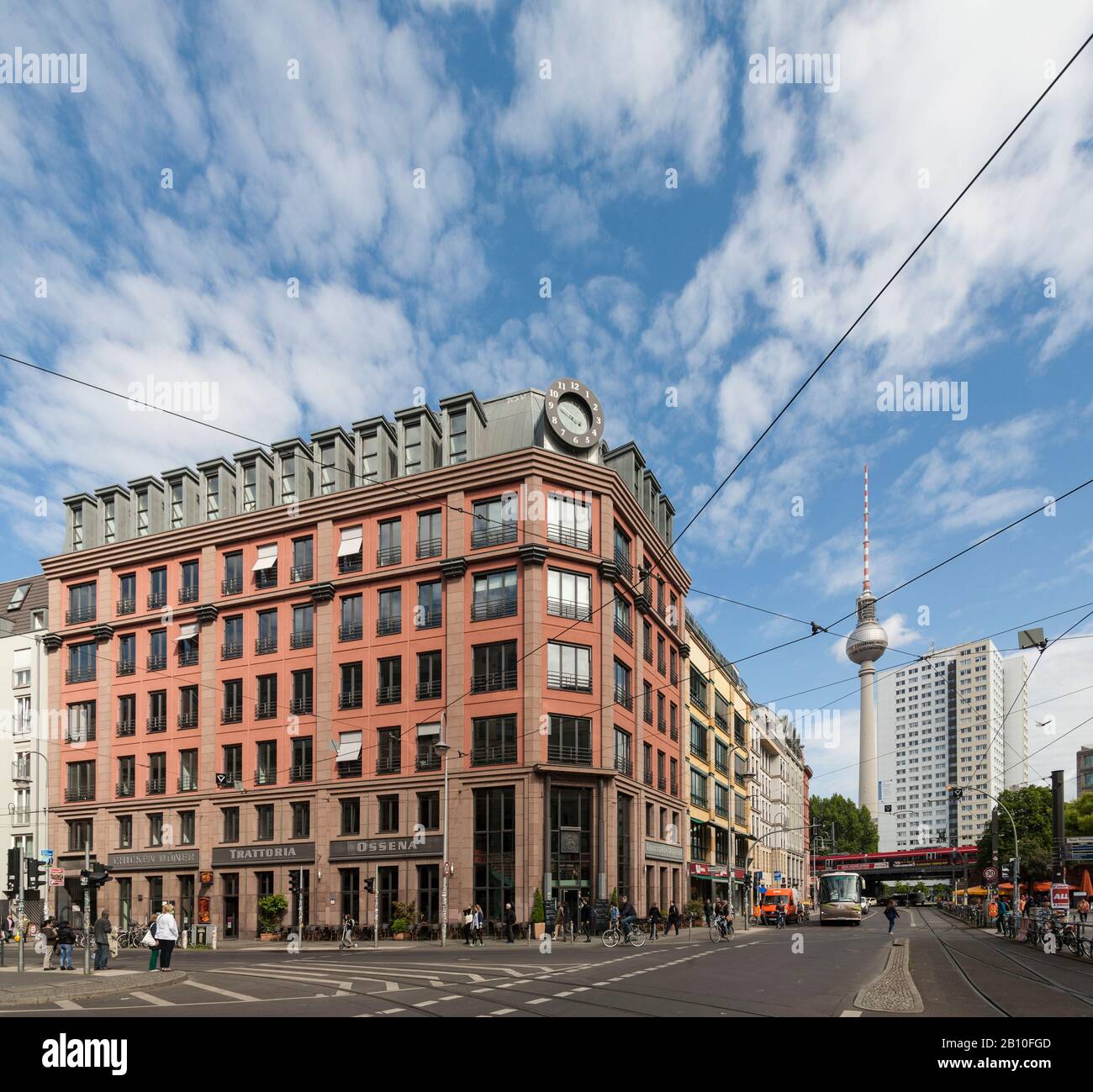 Urban market mitte berlin hi-res stock photography and images - Alamy