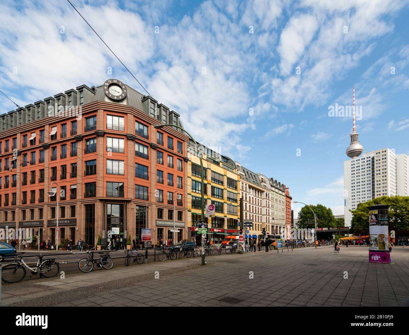 Urban market mitte berlin hi-res stock photography and images - Alamy