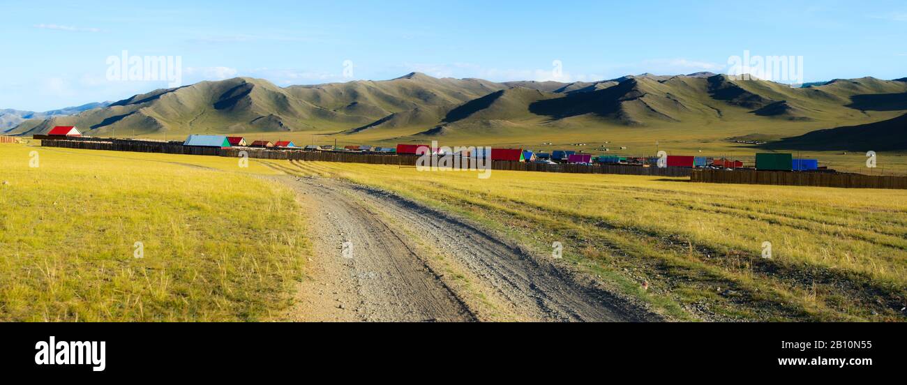 Mongolian road grassland hi-res stock photography and images - Alamy