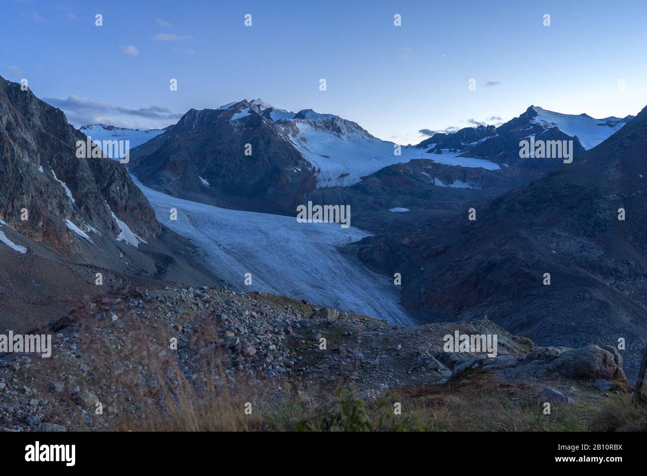 Evening in alps hi-res stock photography and images - Alamy