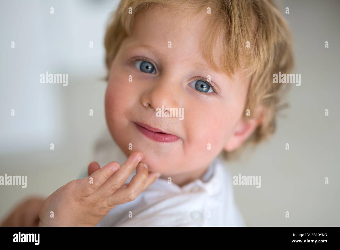 15 year old boy portrait hi-res stock photography and images - Alamy