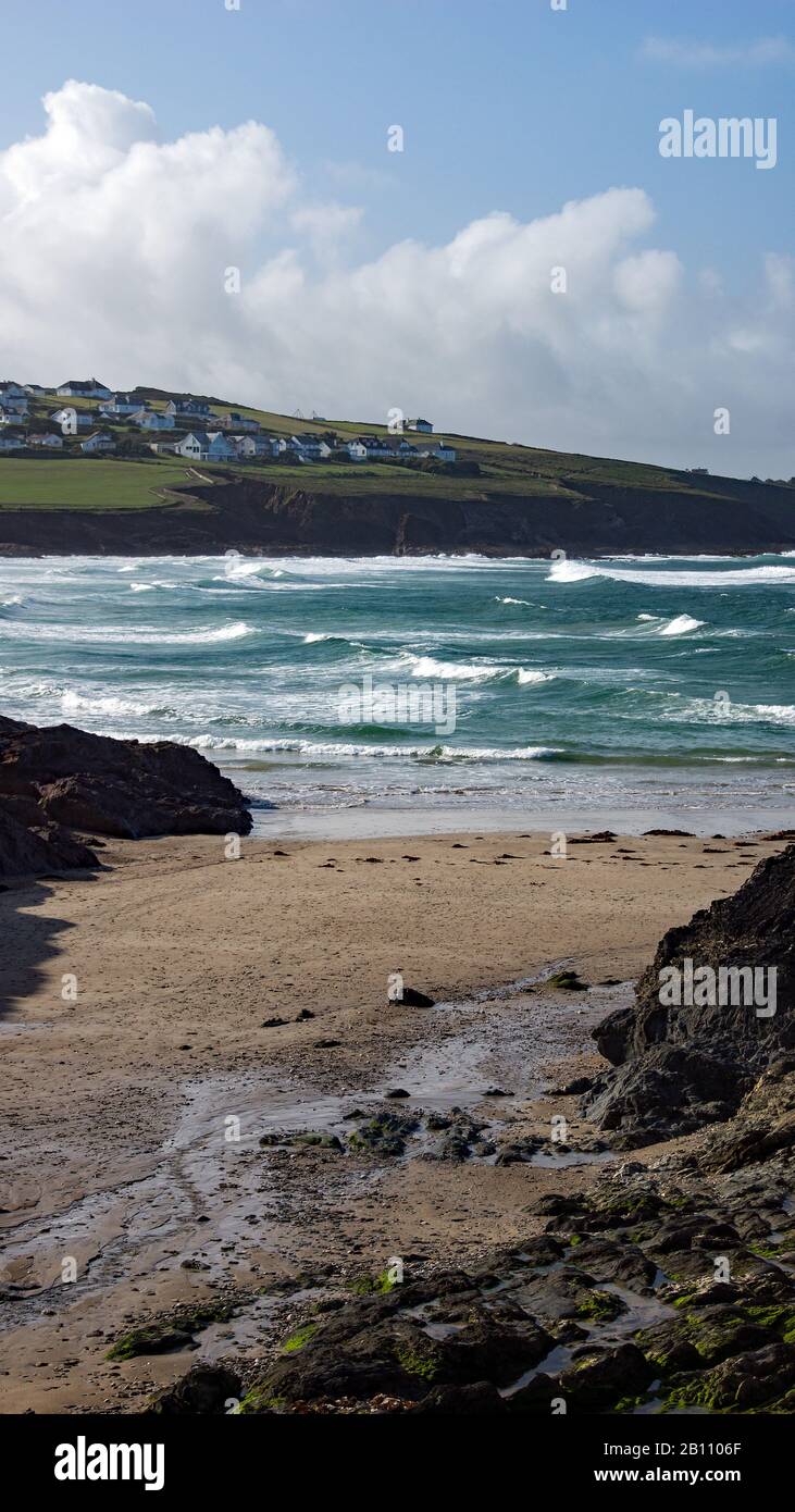 Polzeath bay hi-res stock photography and images - Alamy