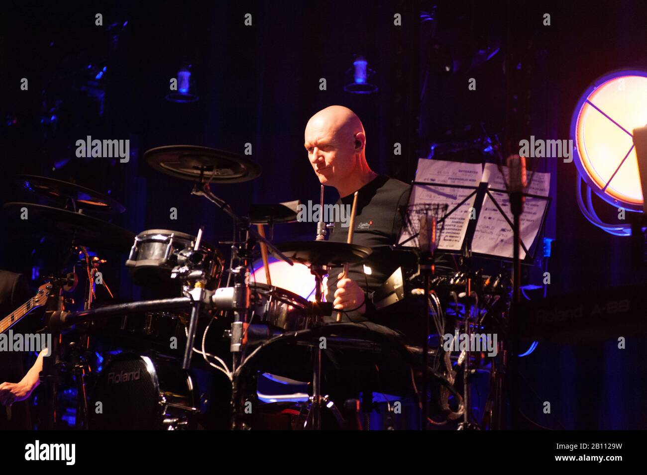 Midge ure 1980 hi-res stock photography and images - Alamy