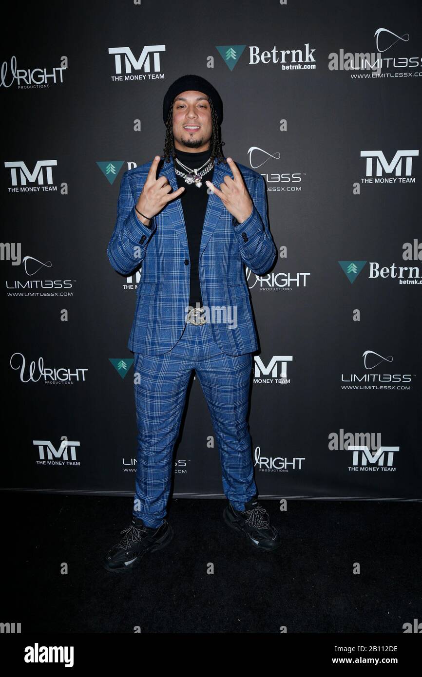 Brandon Bill$ walking the red carpet at Floyd Mayweather's 43rd ...