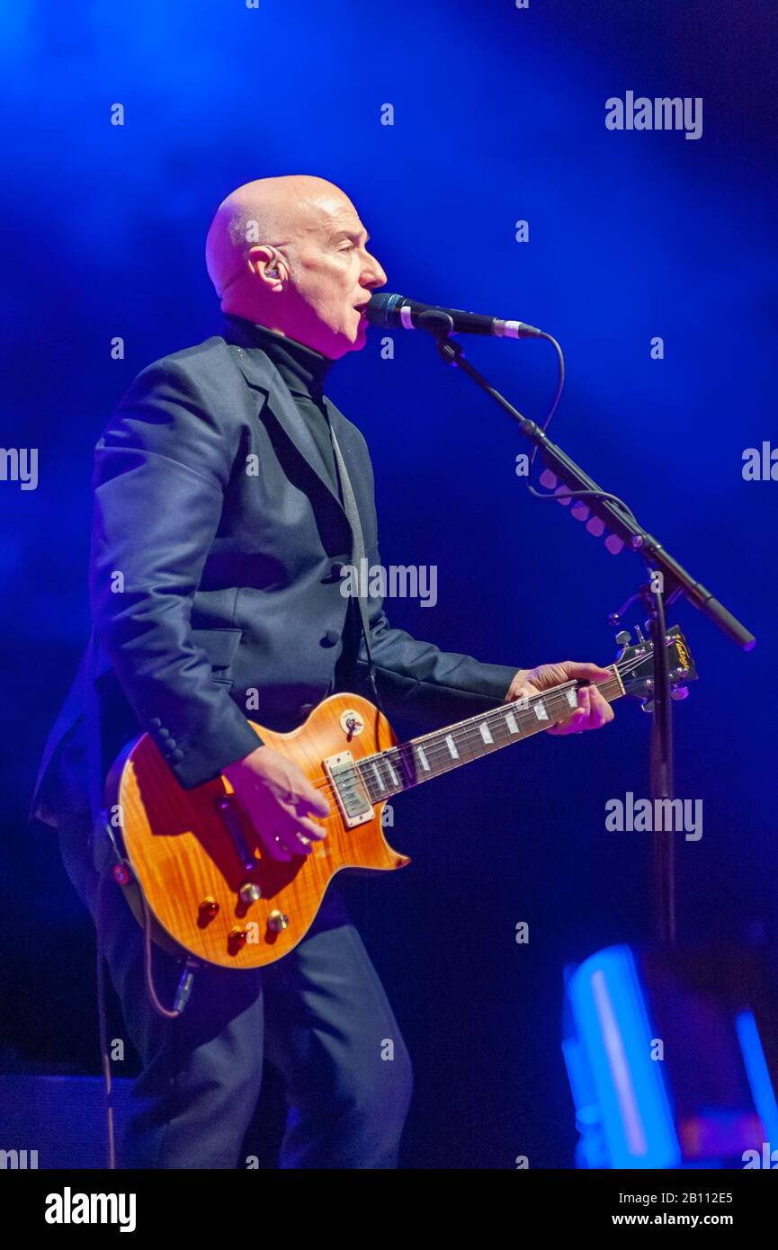 Midge ure 1980 hi-res stock photography and images - Alamy