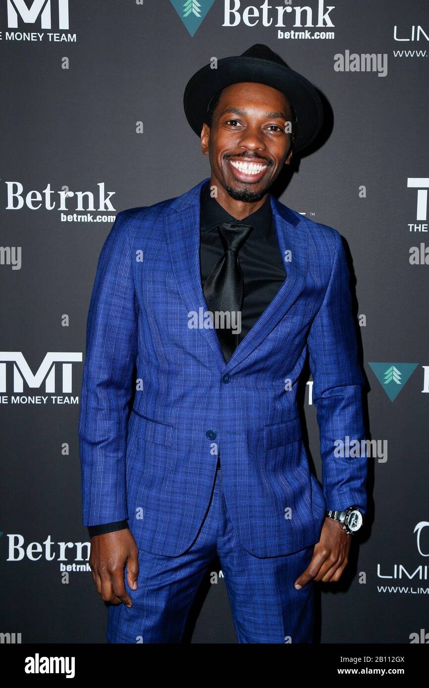 Melvin Jackson Jr. walking the red carpet at Floyd Mayweather's 43rd ...