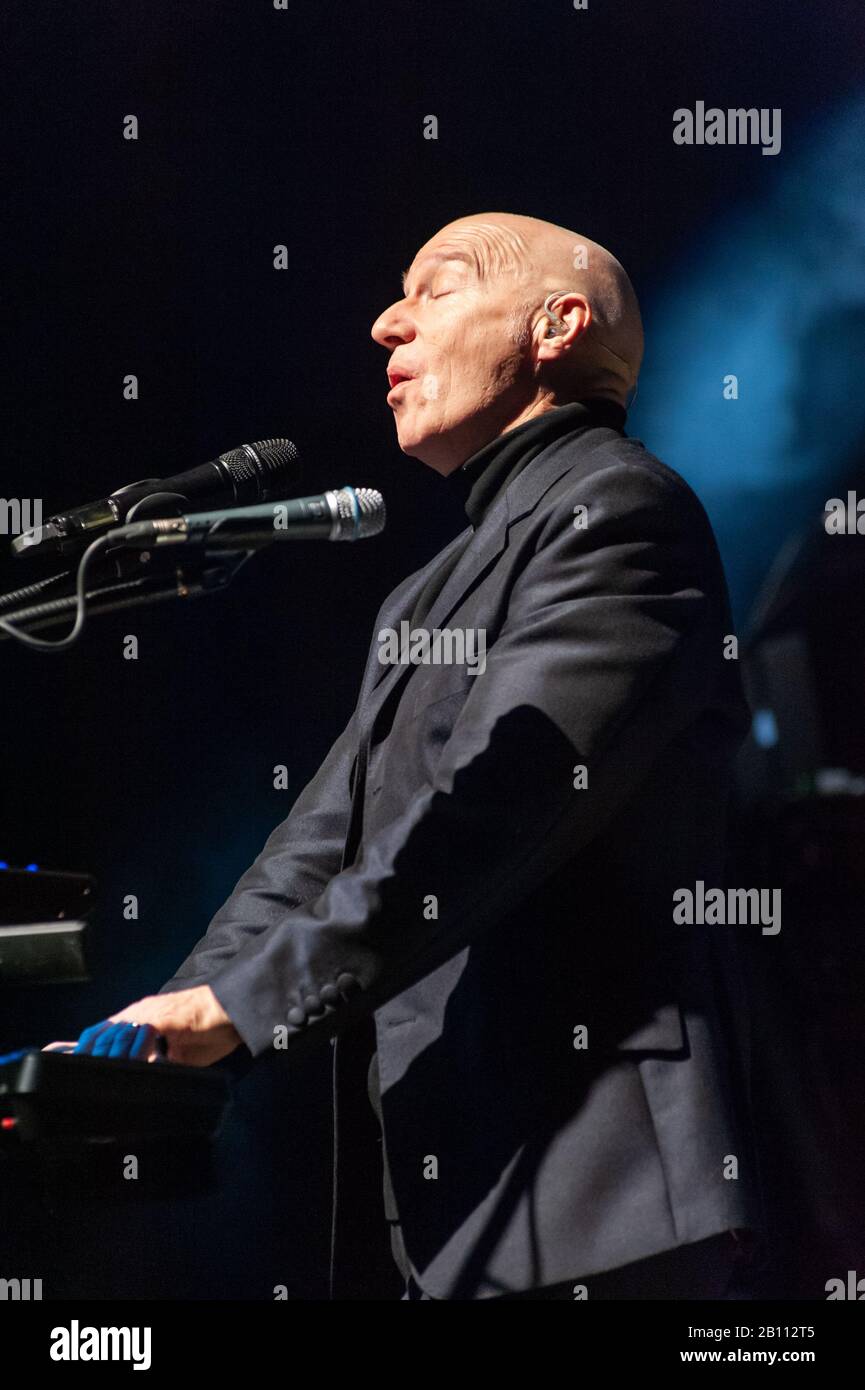 Midge ure 1980 hi-res stock photography and images - Alamy