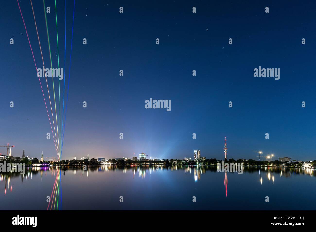 Laser beam mirror hi-res stock photography and images - Alamy