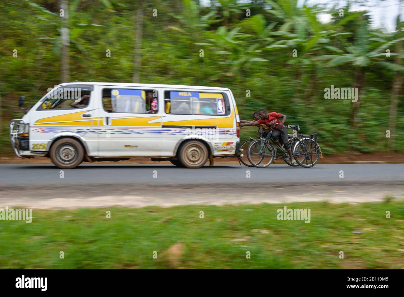Bicycle taxi hi-res stock photography and images - Alamy