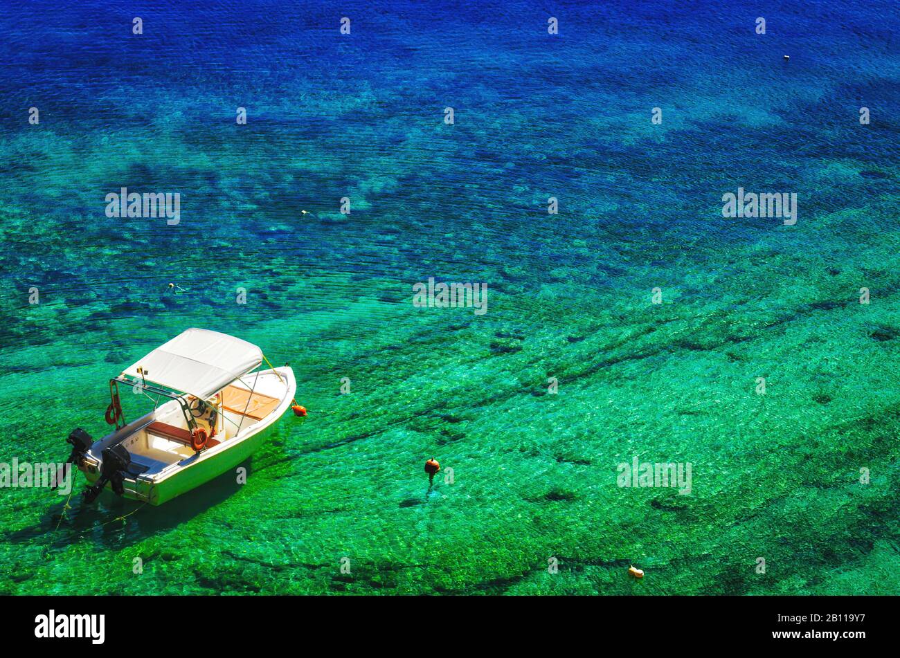 Aerial view white motor hi-res stock photography and images - Alamy