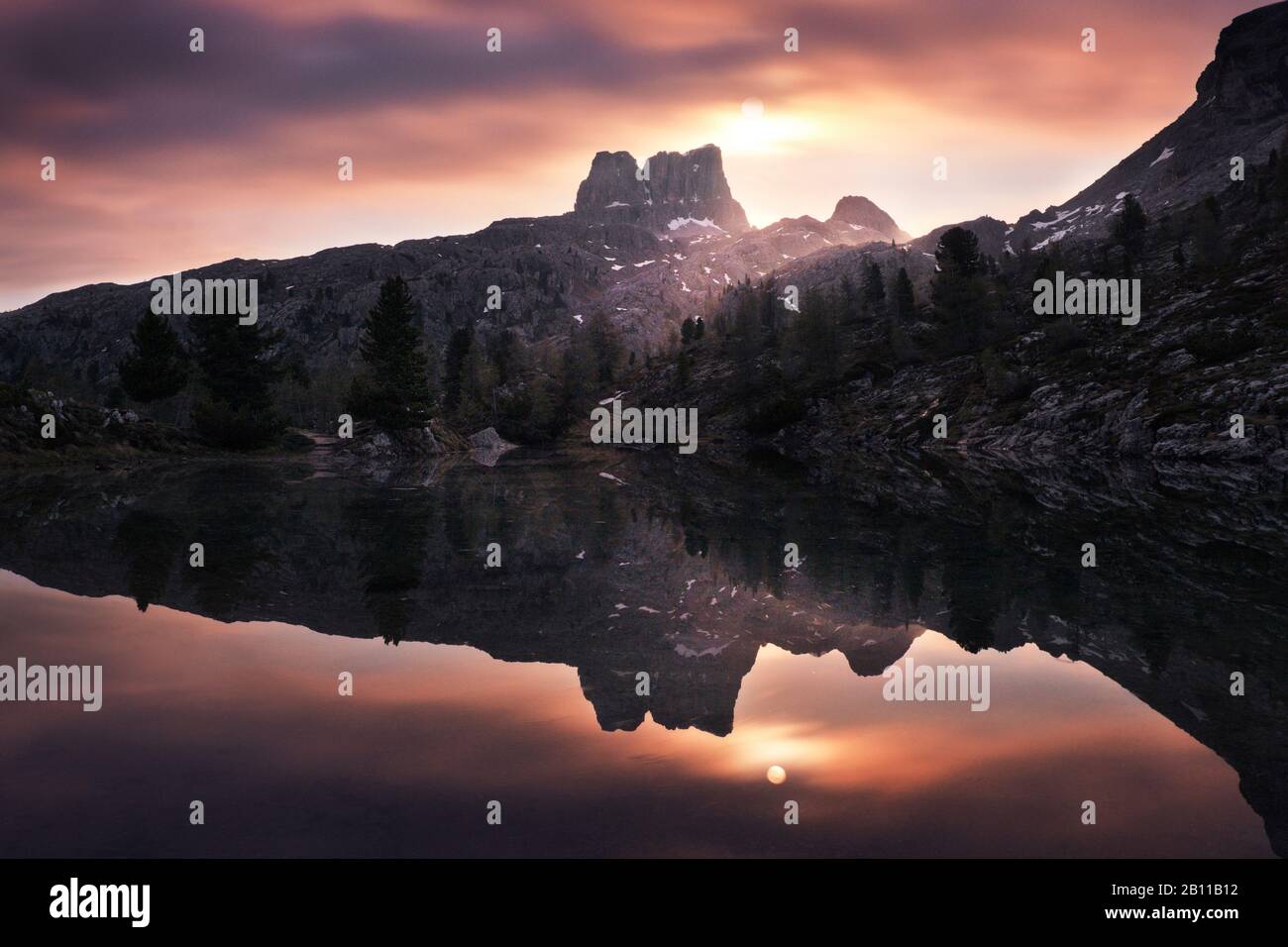 Rock formation mountain summits hi-res stock photography and images - Alamy