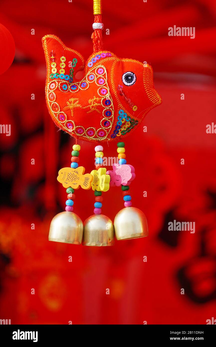 Traditional Chinese Spring Festival decorations, Chinese knot, red ...