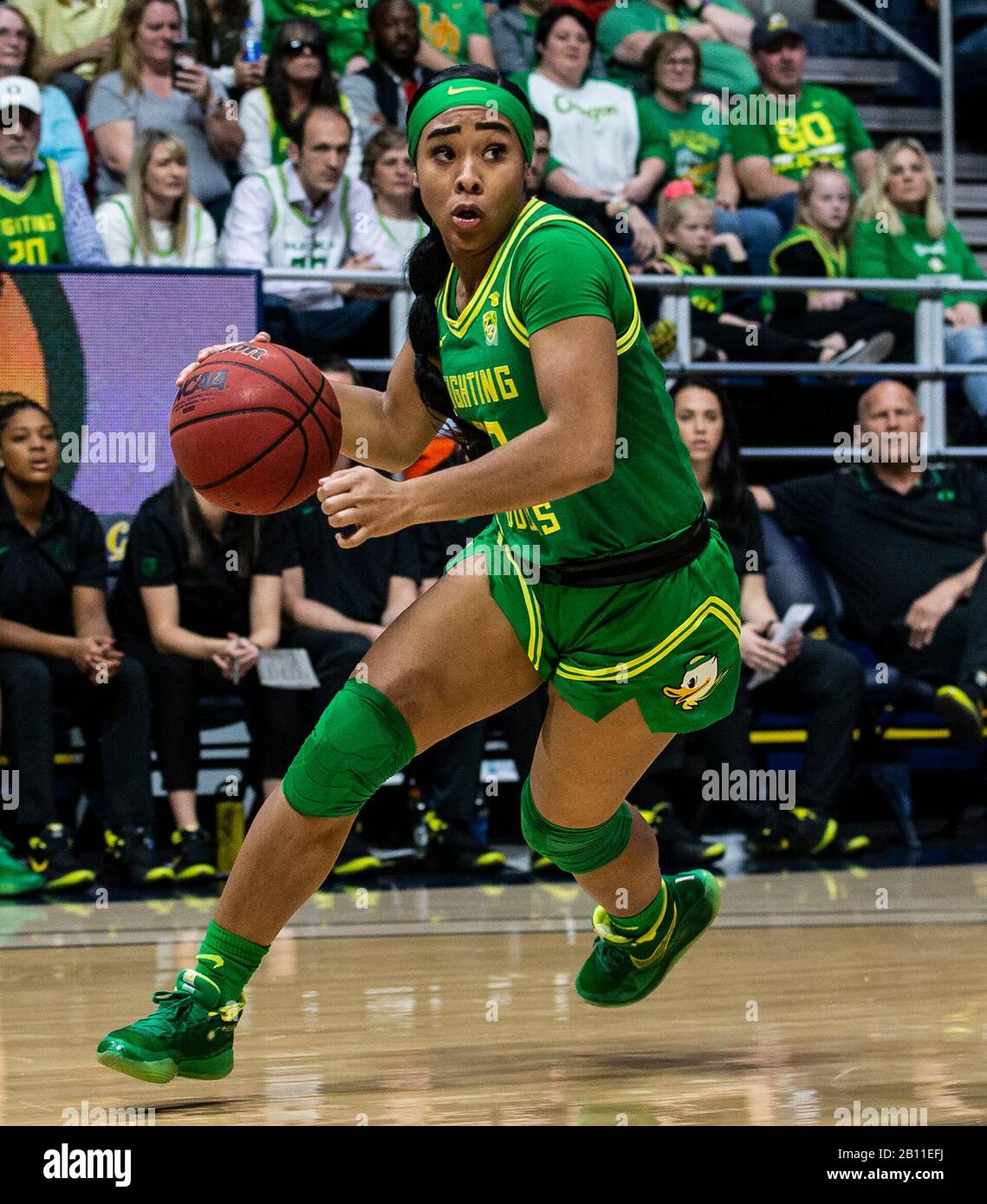 Berkeley, CA U.S. 21st Feb, 2020. A. Oregon Ducks guard Minyon Moore ...