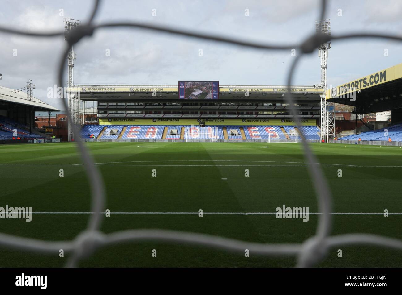 View inside selhurst park stadium hi-res stock photography and images ...