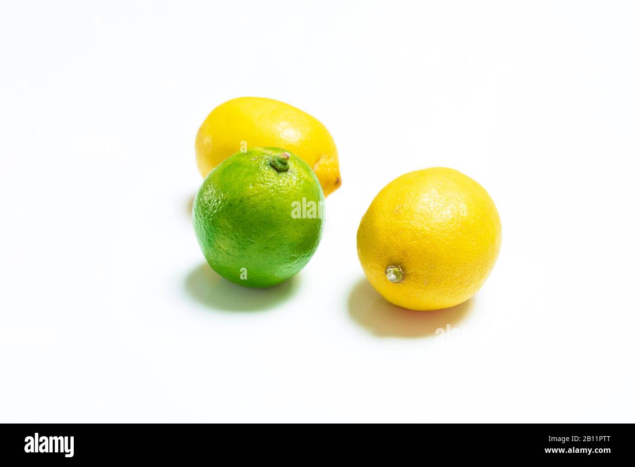 Yellow colour fruit hi-res stock photography and images - Alamy