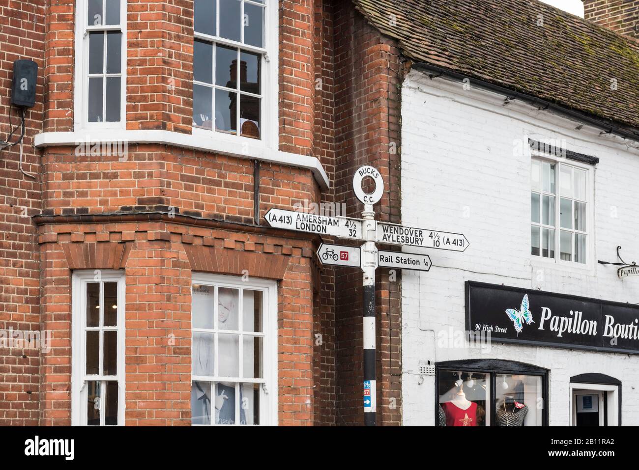 Dull town sign hi-res stock photography and images - Alamy