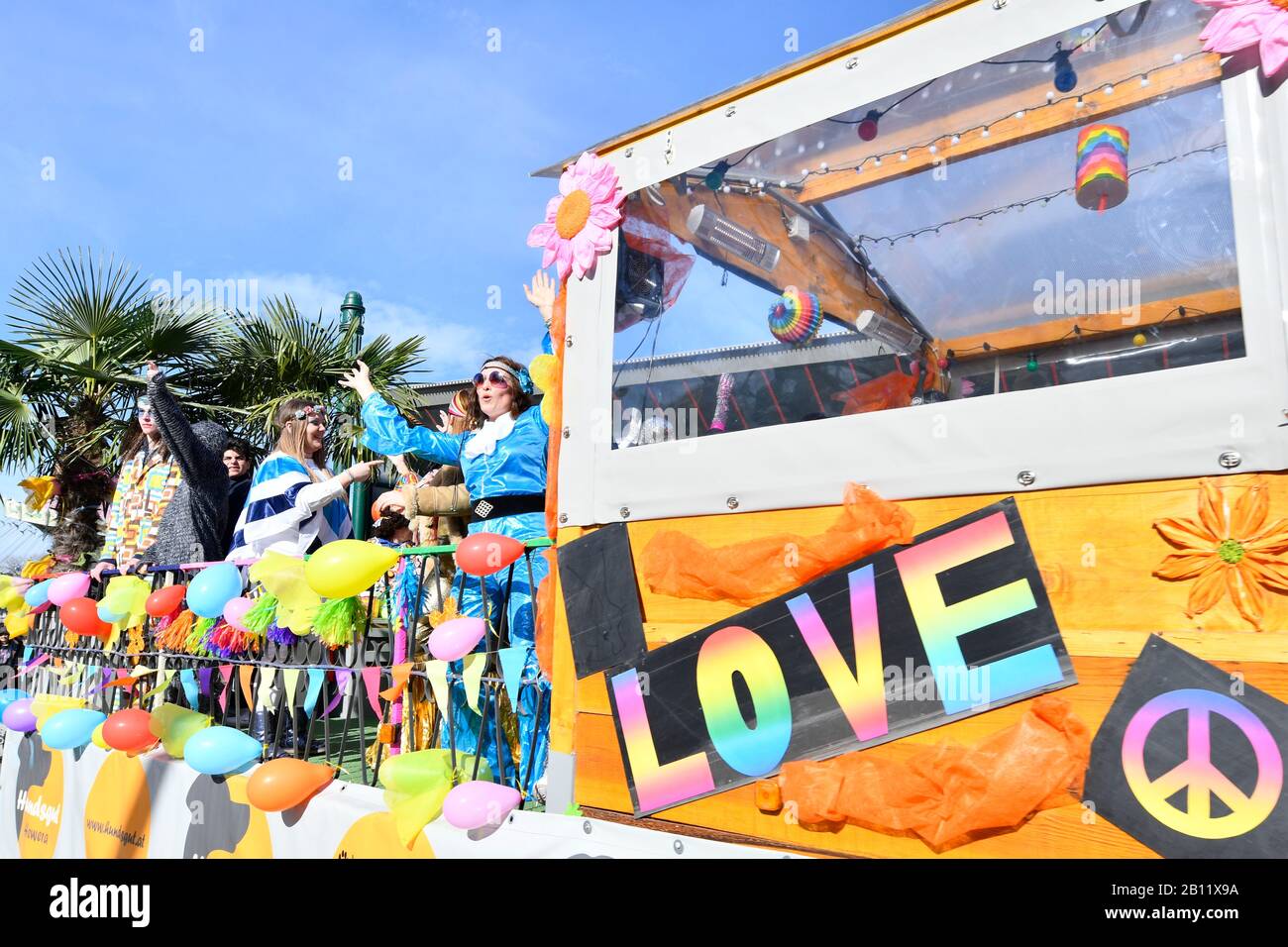 Masks and fools hi-res stock photography and images - Alamy