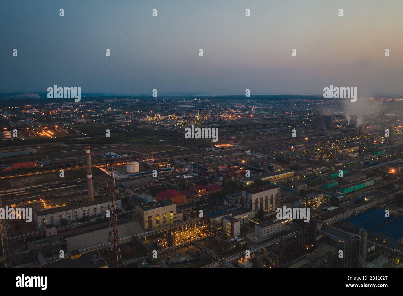Fire refinery night hi-res stock photography and images - Alamy