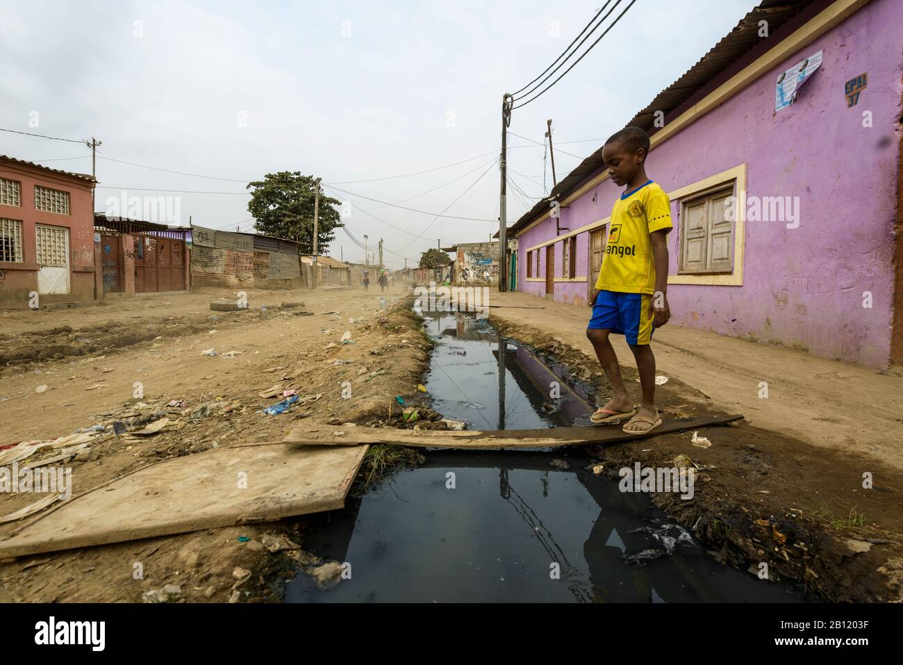 Living in Bairro Rangel, a museq, slum of Luanda, Angola, Africa Stock ...