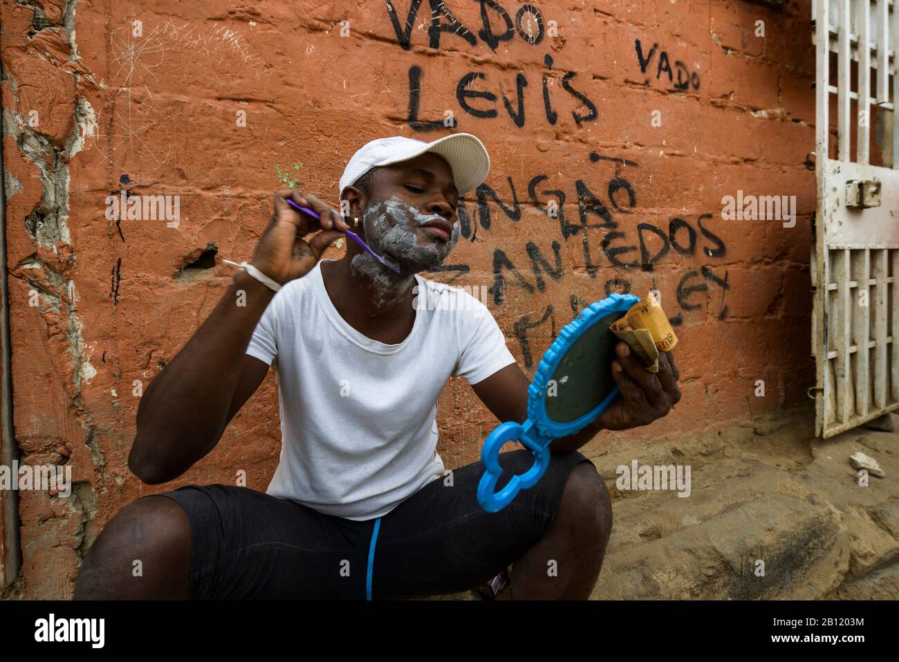 Living in Bairro Rangel, a museq, slum of Luanda, Angola, Africa Stock ...